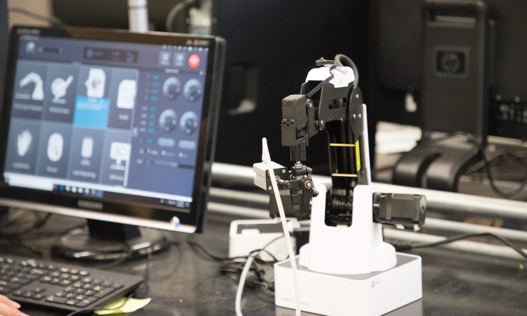 CUW’s cool computer science tech